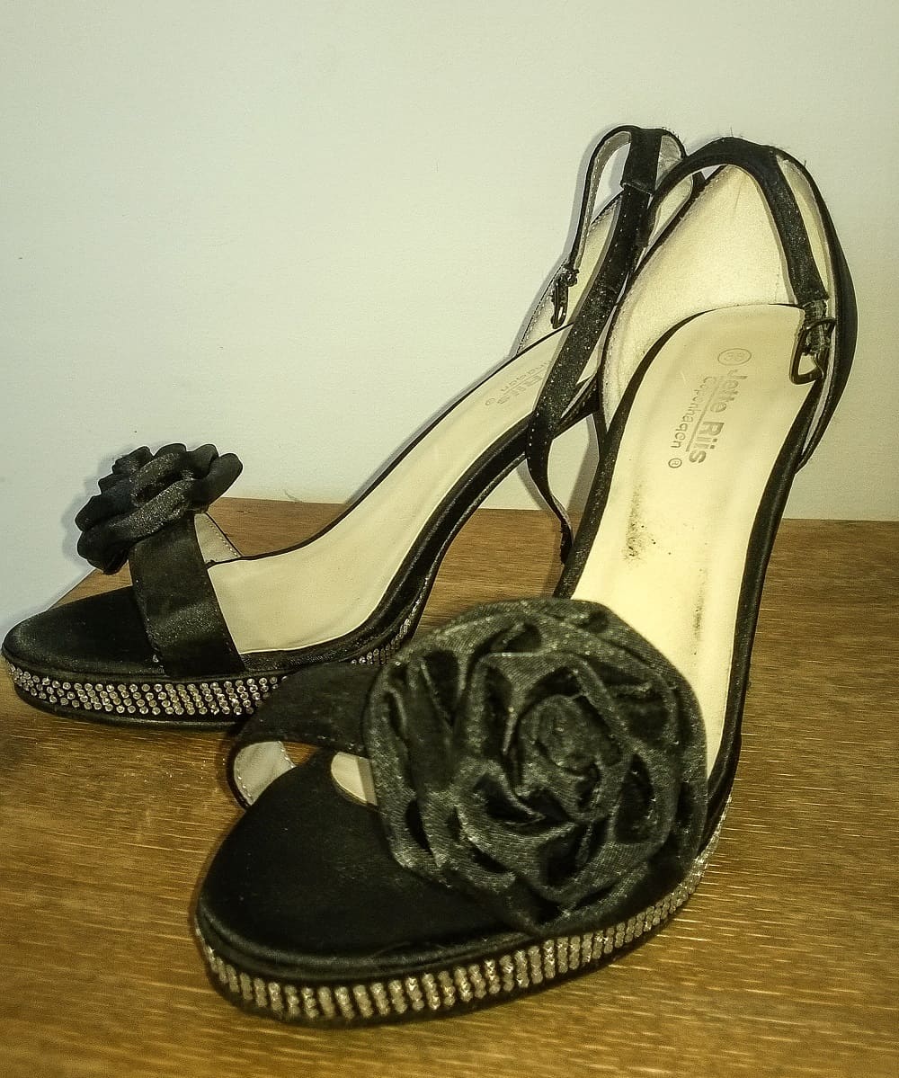 Til fest - uden tøj på!